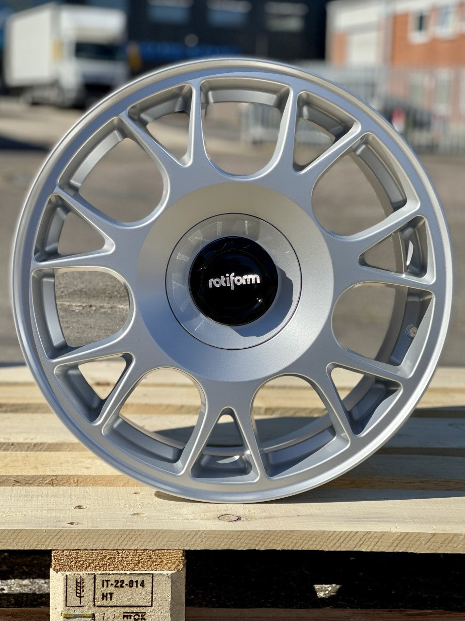 18" Volkswagen Golf Rotiform Tuf-R Silver Alloy Wheels