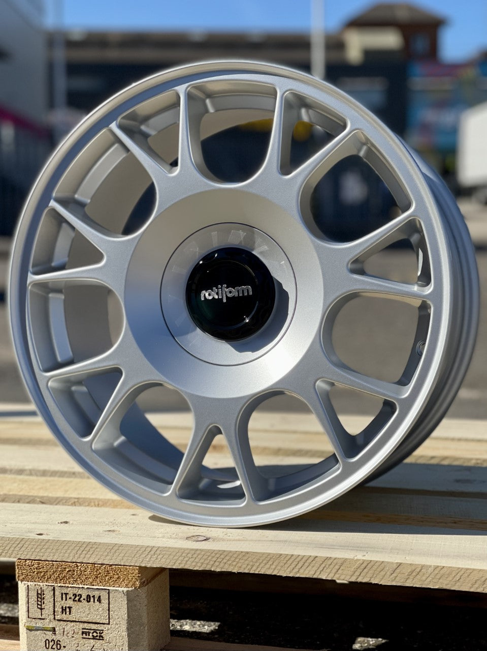 18" Volkswagen Golf Rotiform Tuf-R Silver Alloy Wheels