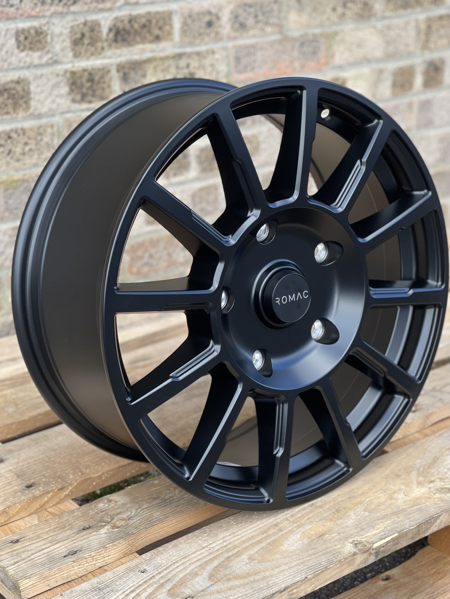 18" Ford Transit Custom Romac Steath Satin Black Alloy Wheels