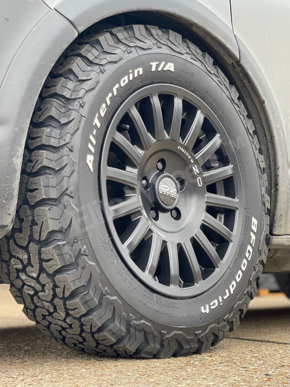 OZ Rally Raid Volkswagen Crafter MAN TGE Alloy Wheels and Tyres